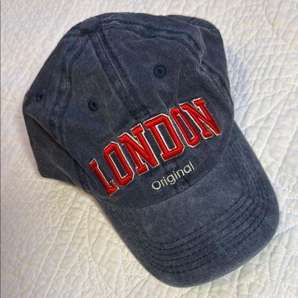 Robin Ruth | Accessories | Robin Ruth Blue Denim Cap With Red ...
